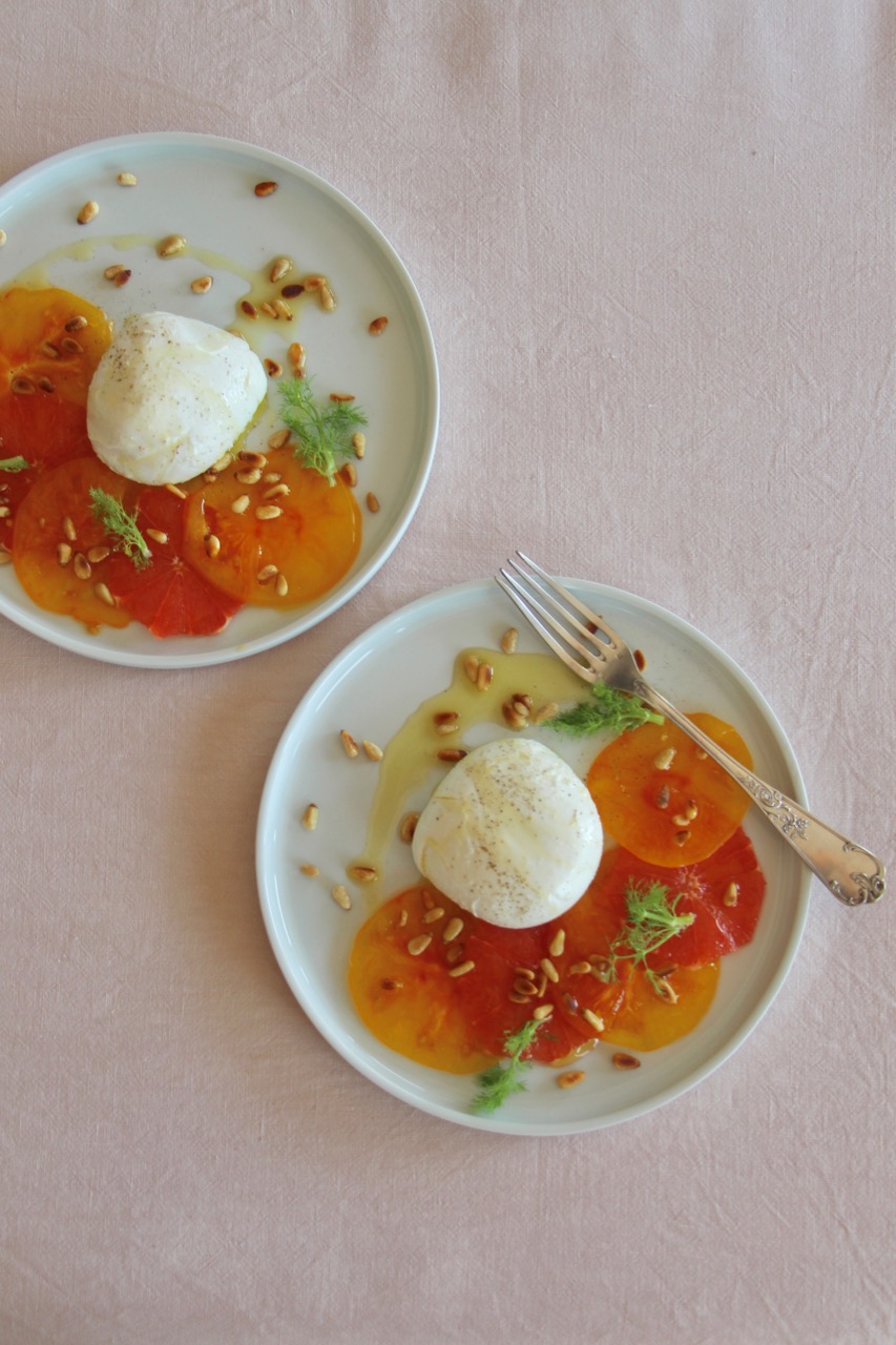 Salade Burrata, Tomate et Pamplemousse - Casserole et Chocolat