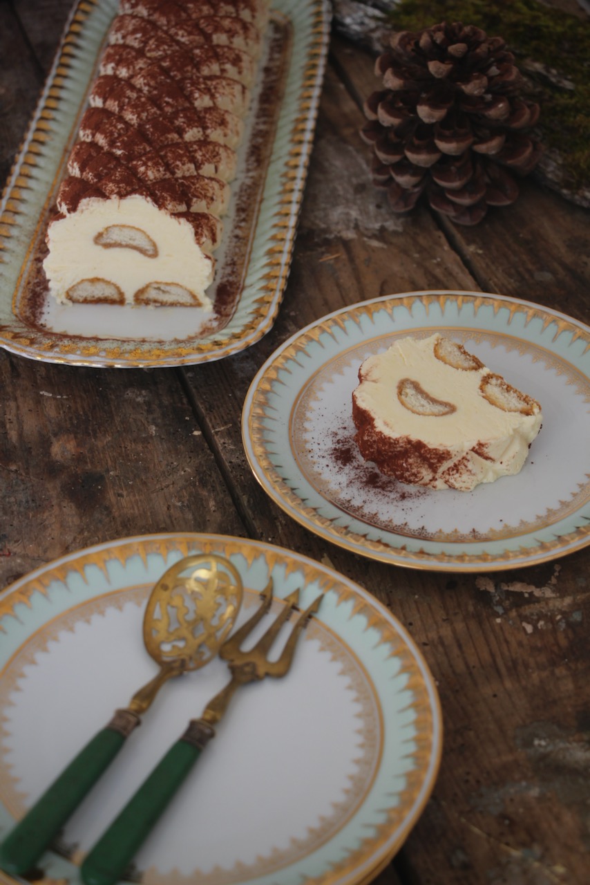 La Bûche Tiramisu de Noël - Casserole et Chocolat