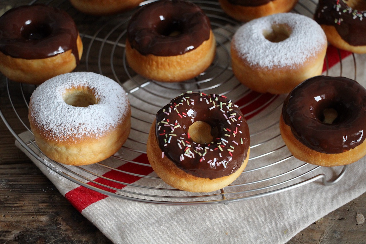 Donuts au Four : Casserole et Chocolat