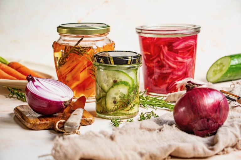 Les Pickles d'Oignon rouge et de légumes - Casserole et Chocolat