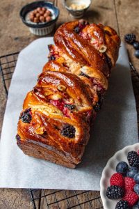 Brioche Babka aux Fruits rouges - Casserole et Chocolat