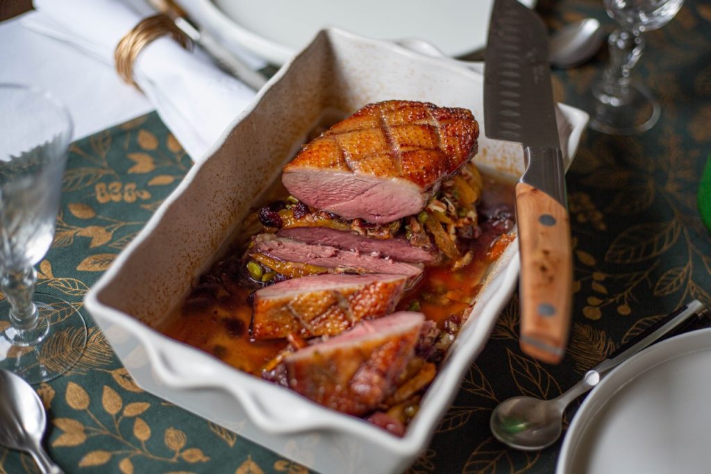 Rôti de Magrets de Canard aux Fruits secs - Casserole et Chocolat